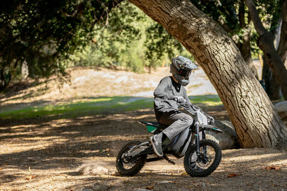 Dirt Rocket Pro Spec - Razor